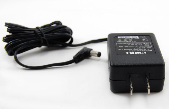 UNIFIVE USS101210 12VDC 1A Output AC 100V 50/60Hz 30VA Input AC Adapte ...