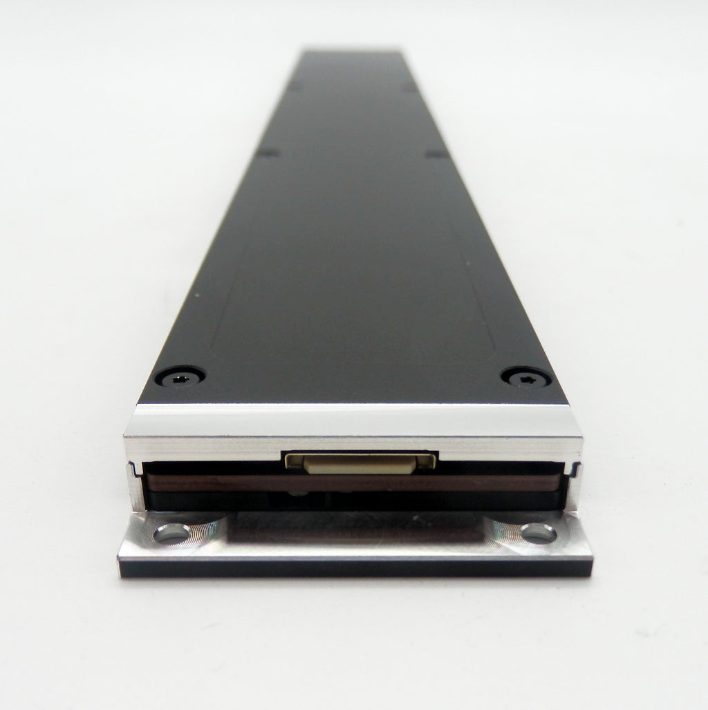 Samsung E1.L BM1743 MZEMO61THCLF-00AVT NVMe 61440GB Solid State Drive ...